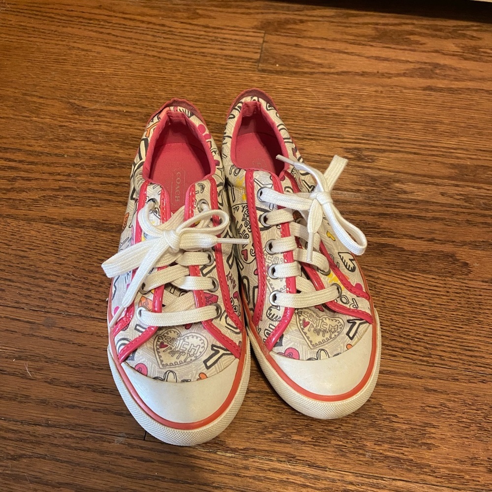 Coach Poppy Shoes Size 6 - Gem